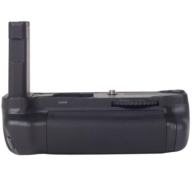 Third party battery grip BG-2P for Nikon Df camera - Nikon Rumors
