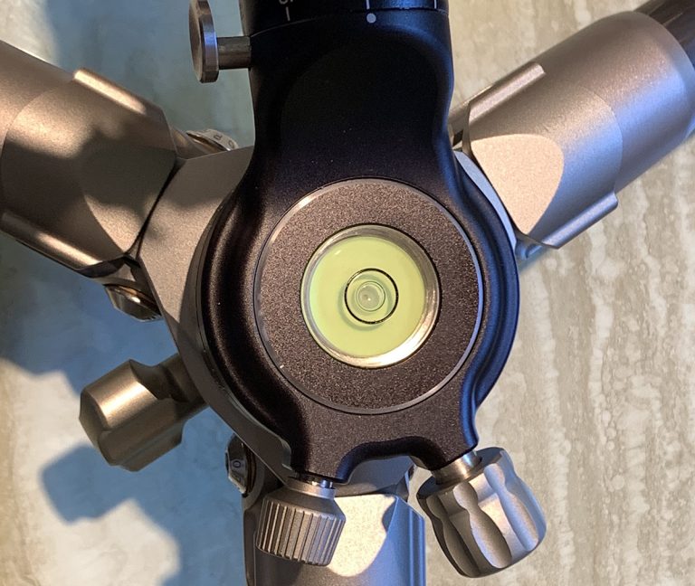 Fotopro Eagle E6 and E9 Tripod / Gimbal-Head / Leveling Base Review ...