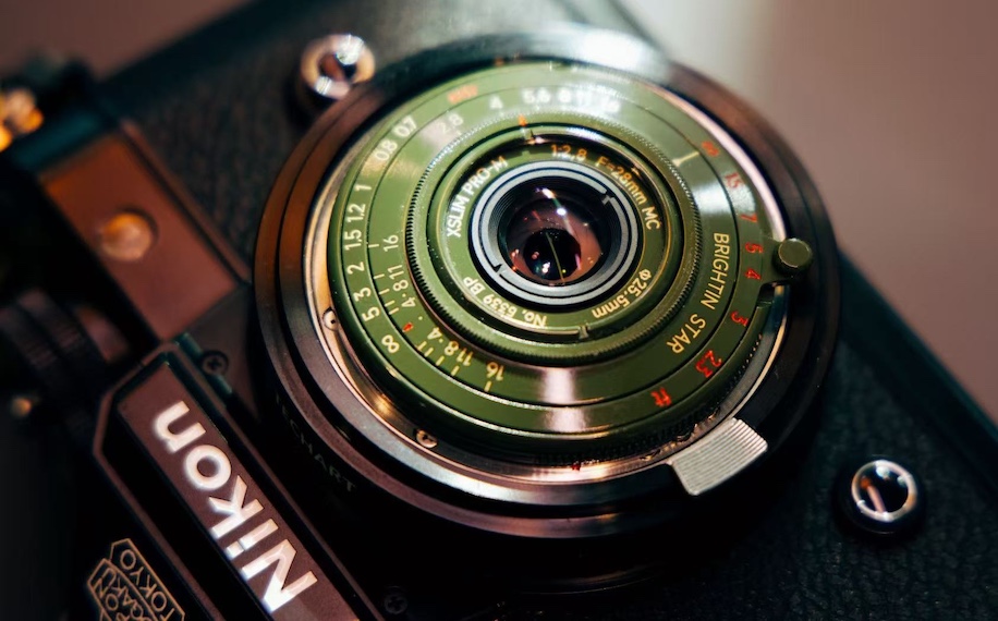 This new Brightin Star 28mm f/2.8 olive green limited edition lens ...